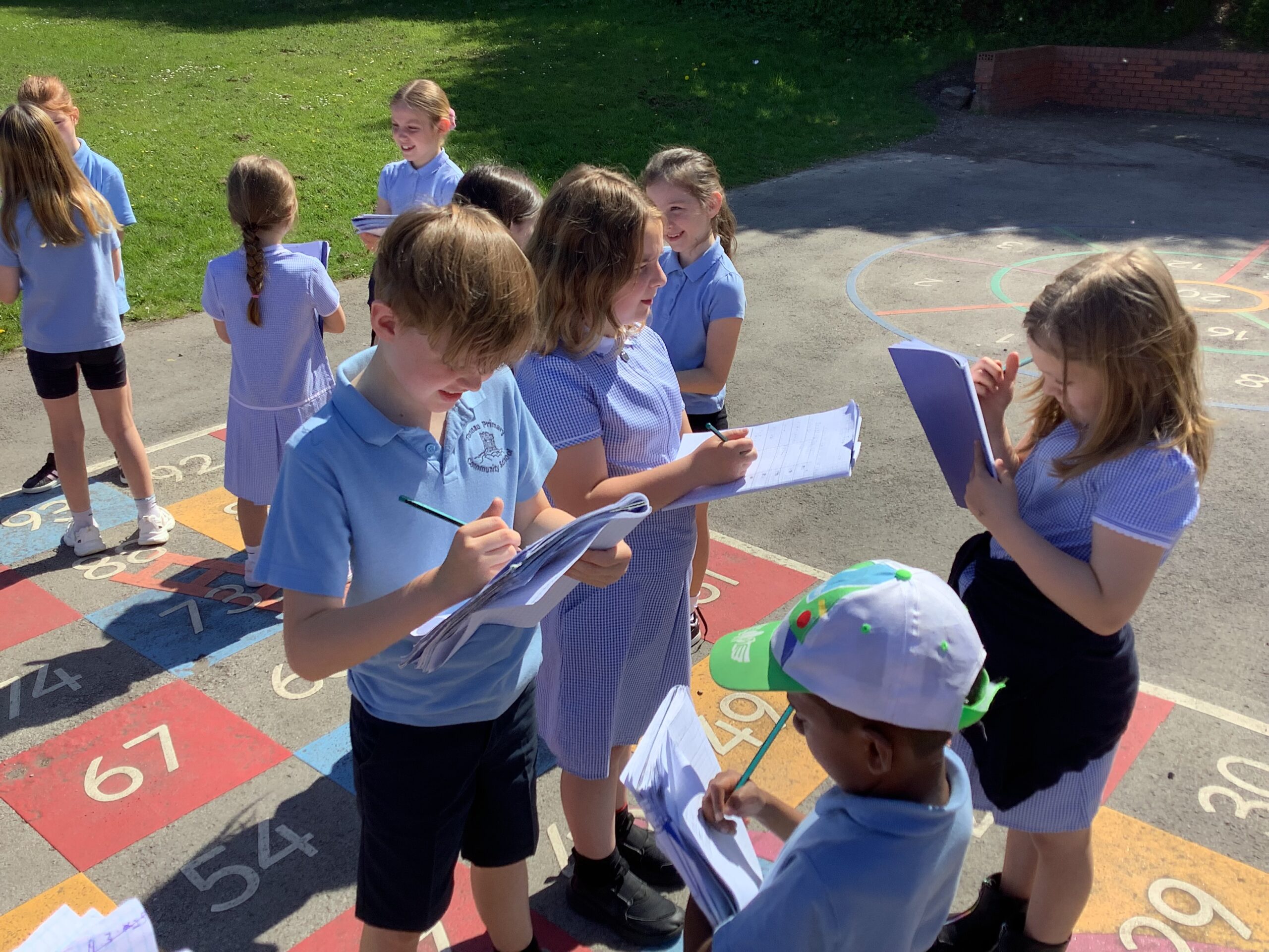 Collecting data – Tonnau Primary School